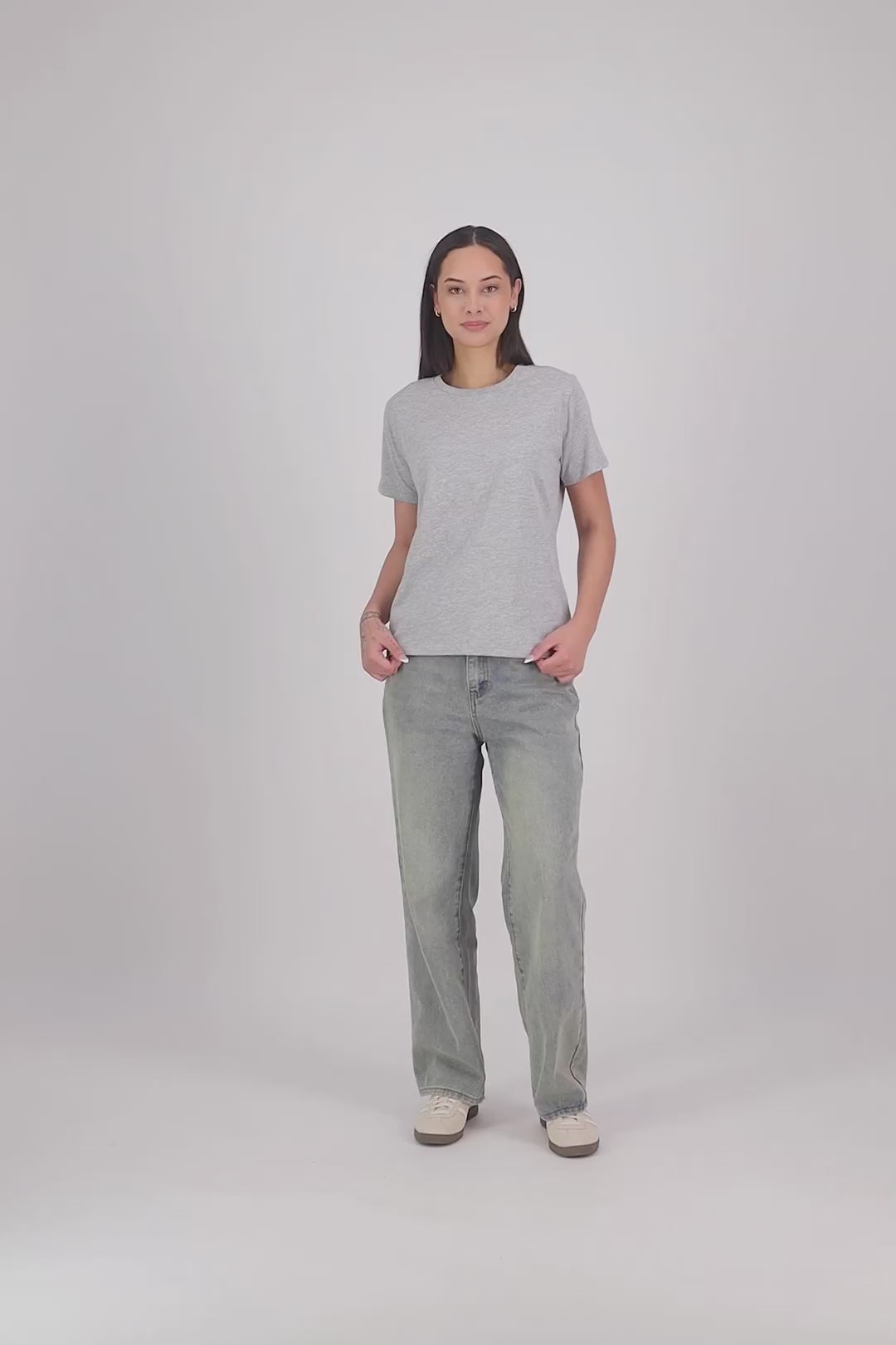 Womens Silhouette Tee V2 – Arrow Uniforms NZ