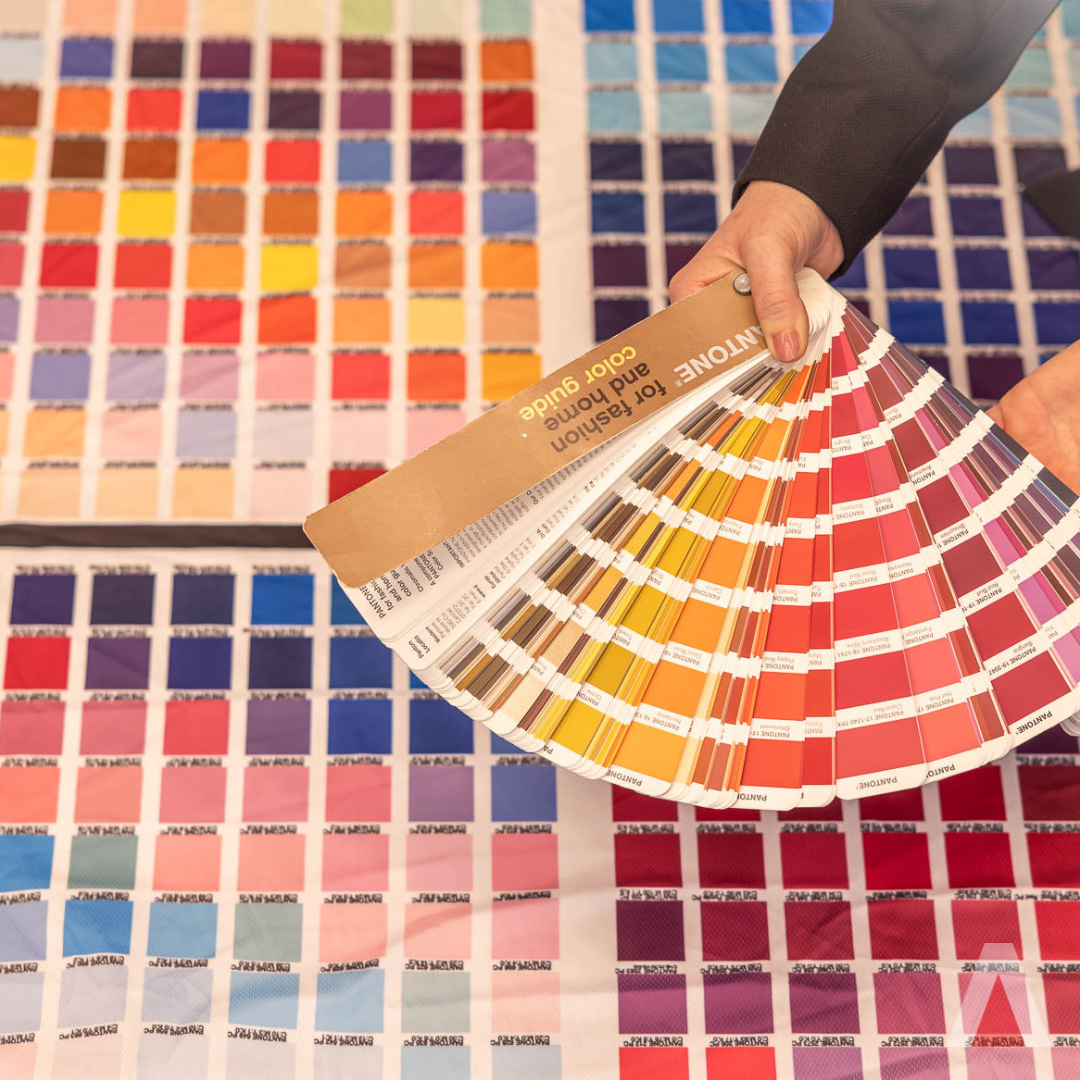 How Uniform Colour Choices Affect Customer Perceptions – Arrow Uniforms NZ