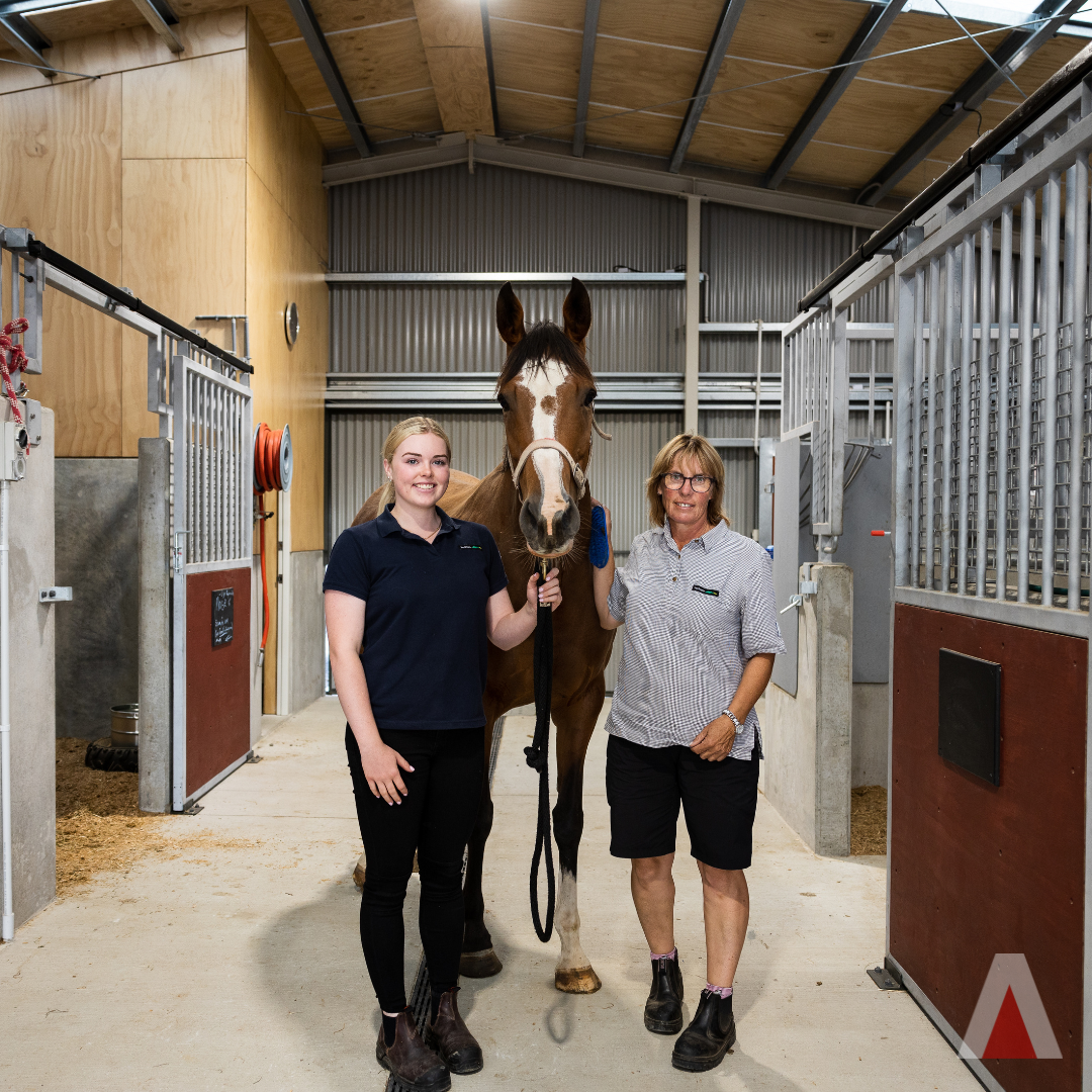 Veterinary Uniforms That Work: Safety, Comfort & Functionality Combine ...